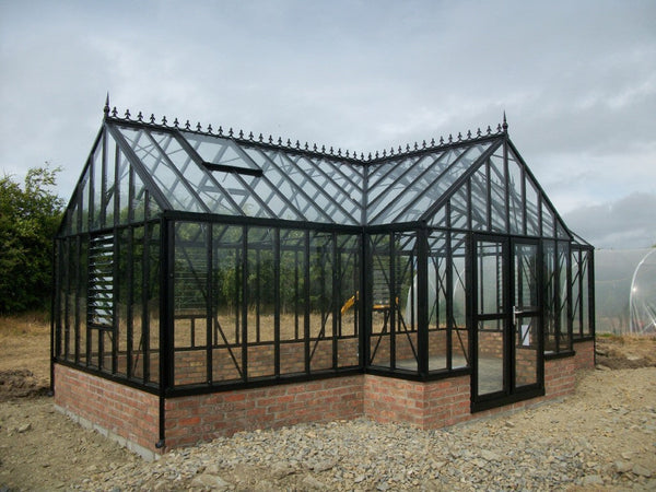 Greenhouse Ireland - Decorative Ridge Cresting - Janssens - greenhouse ...